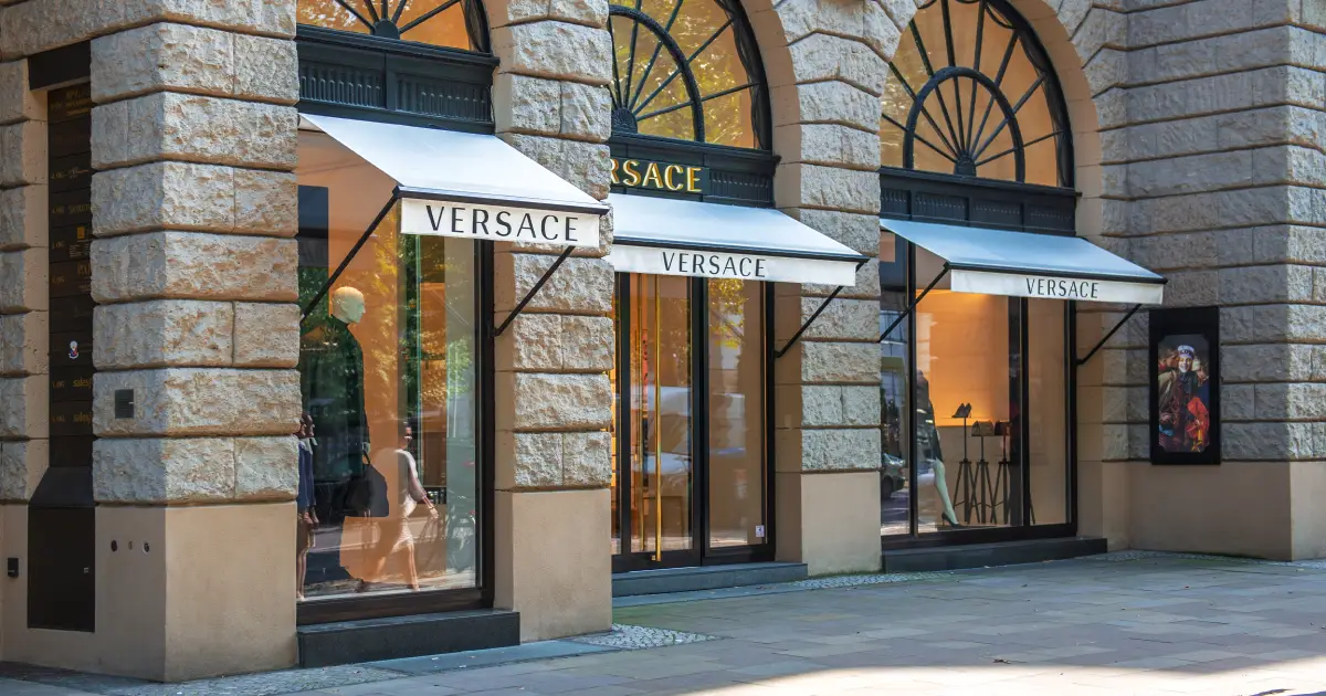 Prada Looks to Buy Versace | Cosmico